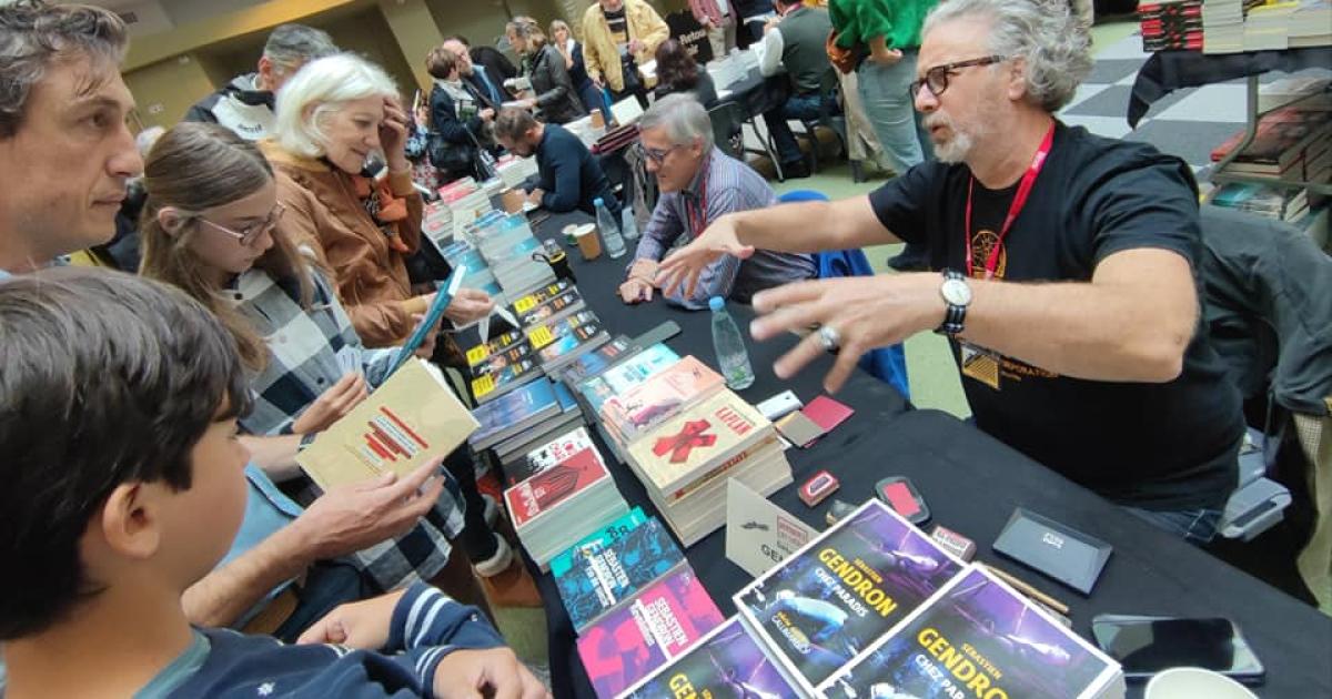 Un aller-retour dans le noir | Pau Agglomération